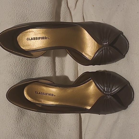 Classified | Shoes | Peek Toe Heel | Poshmark